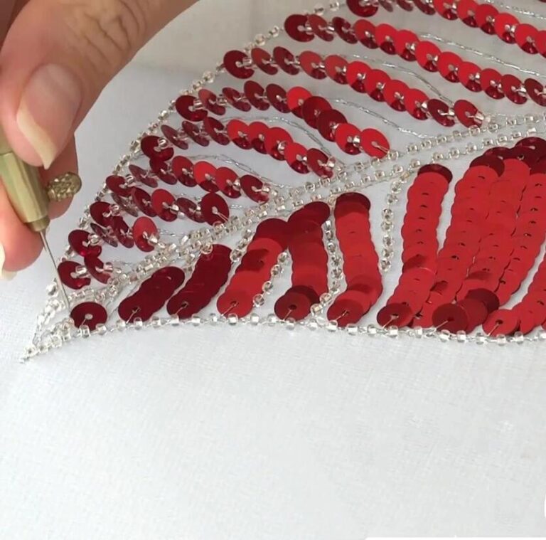 French Embroidery Tambour Hook With 3 Replacement Needles - Funiyou