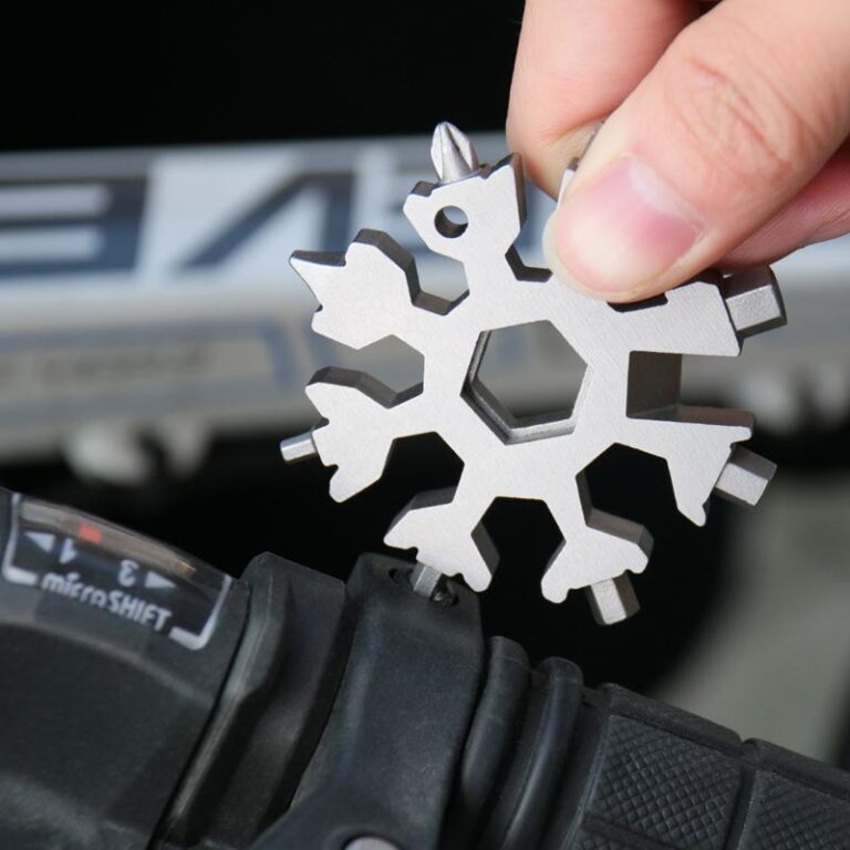 18-in-1 Stainless Steel Snowflake Multi-tool - Funiyou